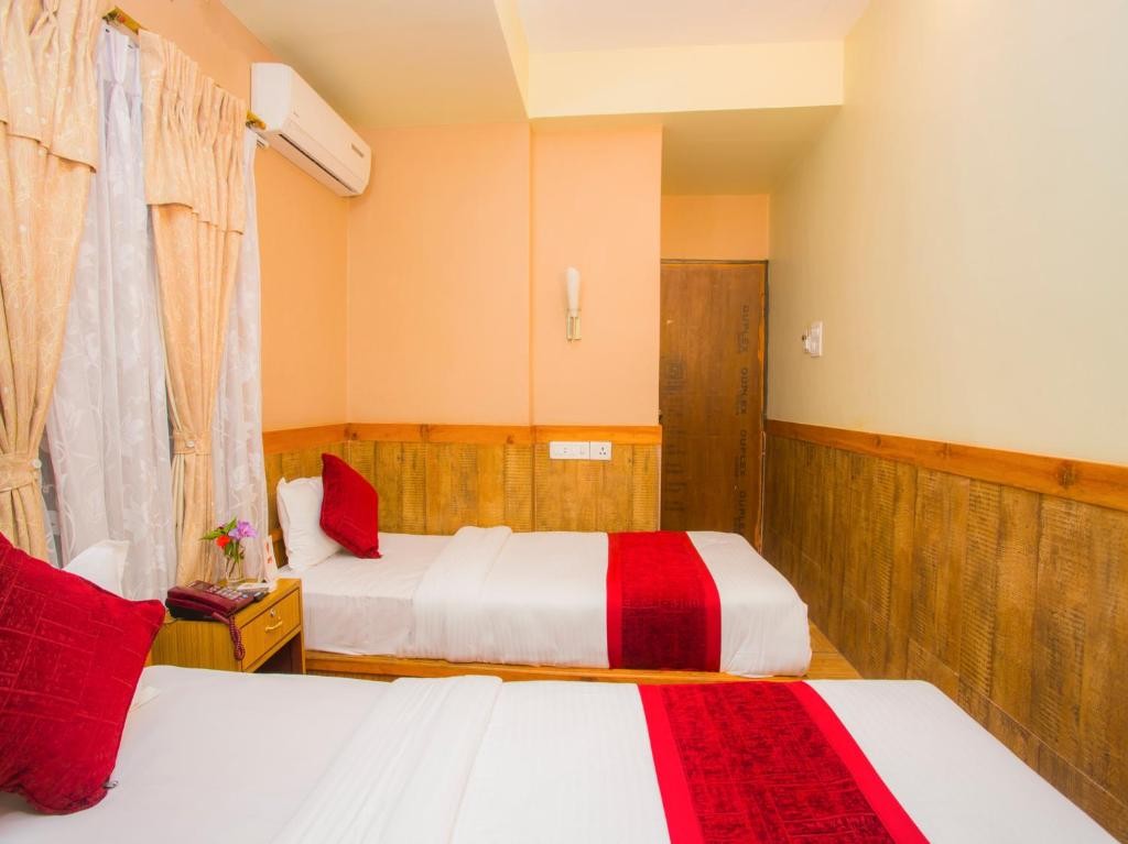 Grand Shivalaya Hotel and Resturant | 18th street, Lakeside, Pokhara, Nepal